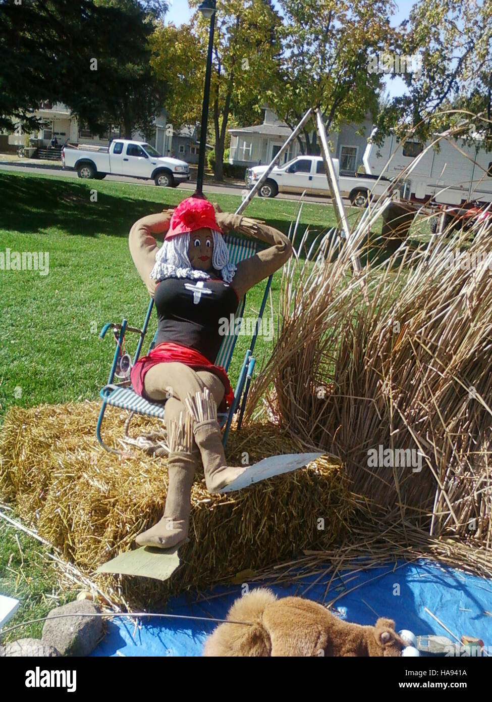 Creative scarecrow displays hi-res stock photography and images - Alamy