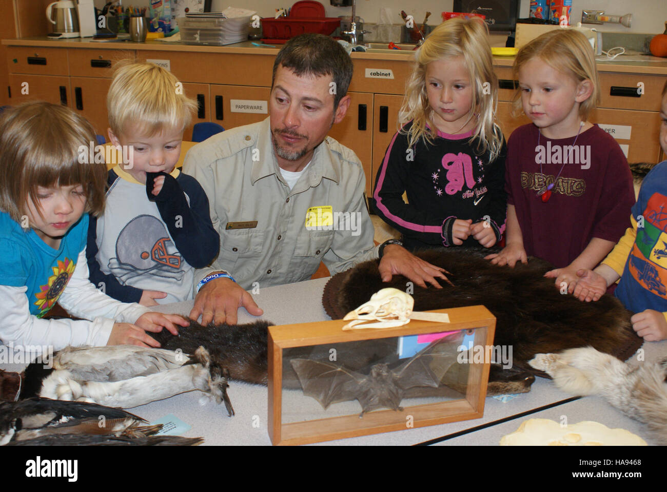 The Scientists in the Community program connects scientific research ...