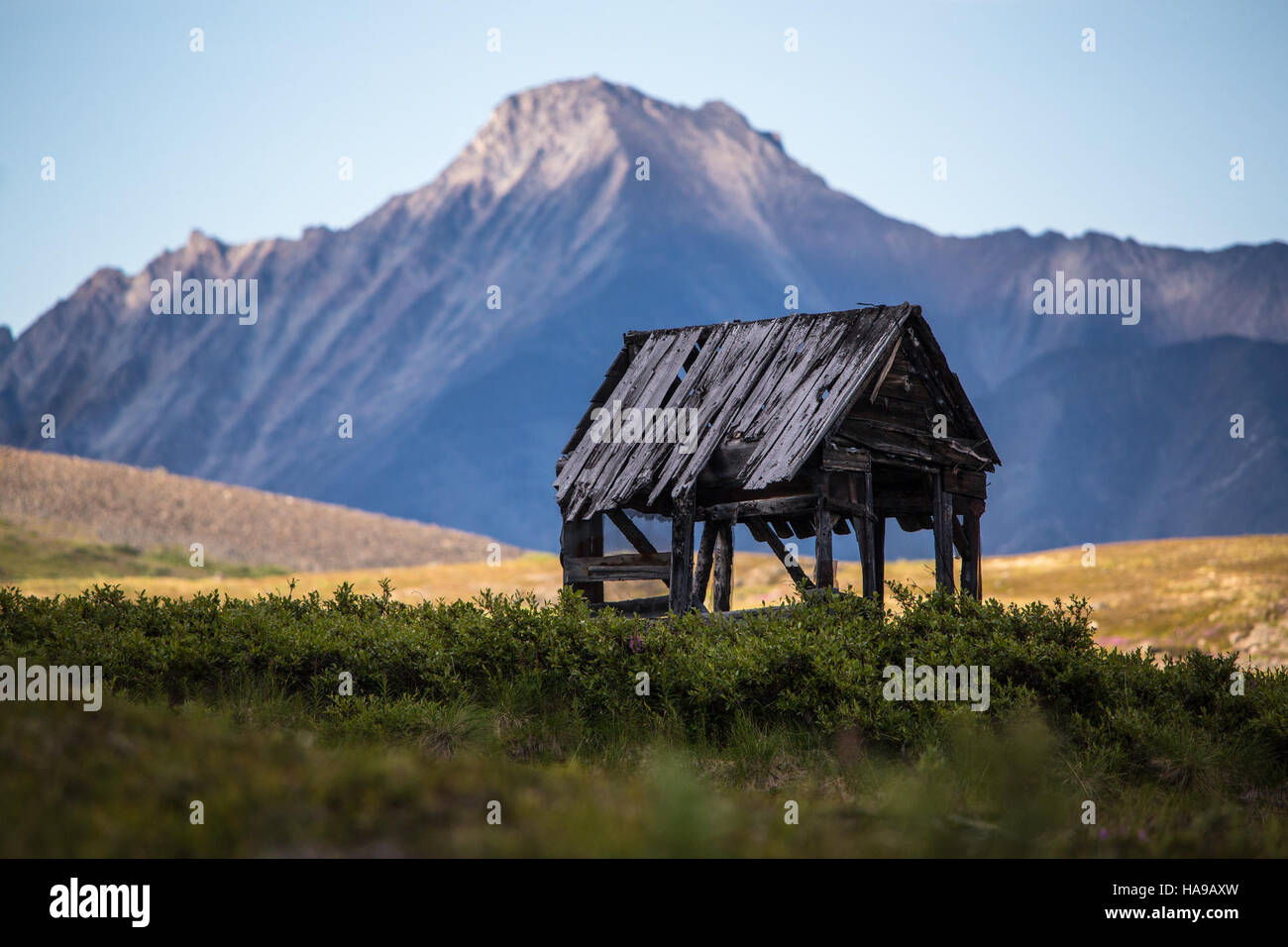 The Dry House in Bremner, located within a national park in Alaska ...