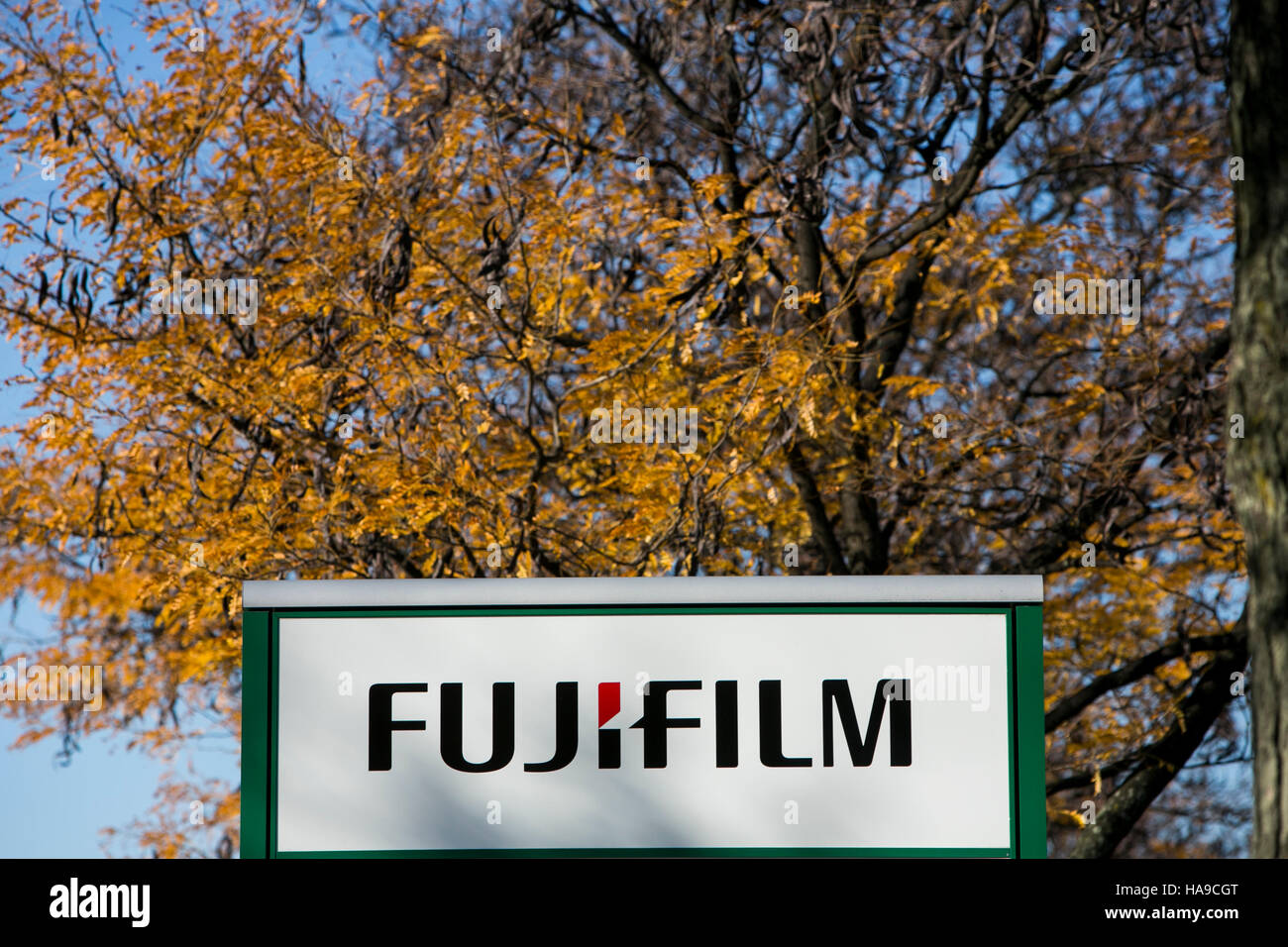 Fujifilm logo hi-res stock photography and images - Alamy