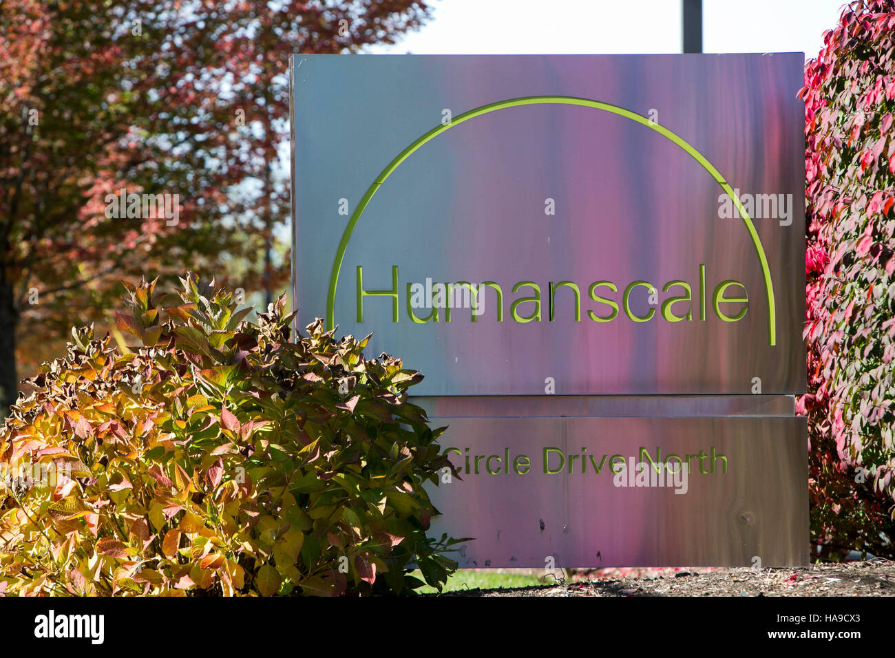 Humanscale hi-res stock photography and images - Alamy