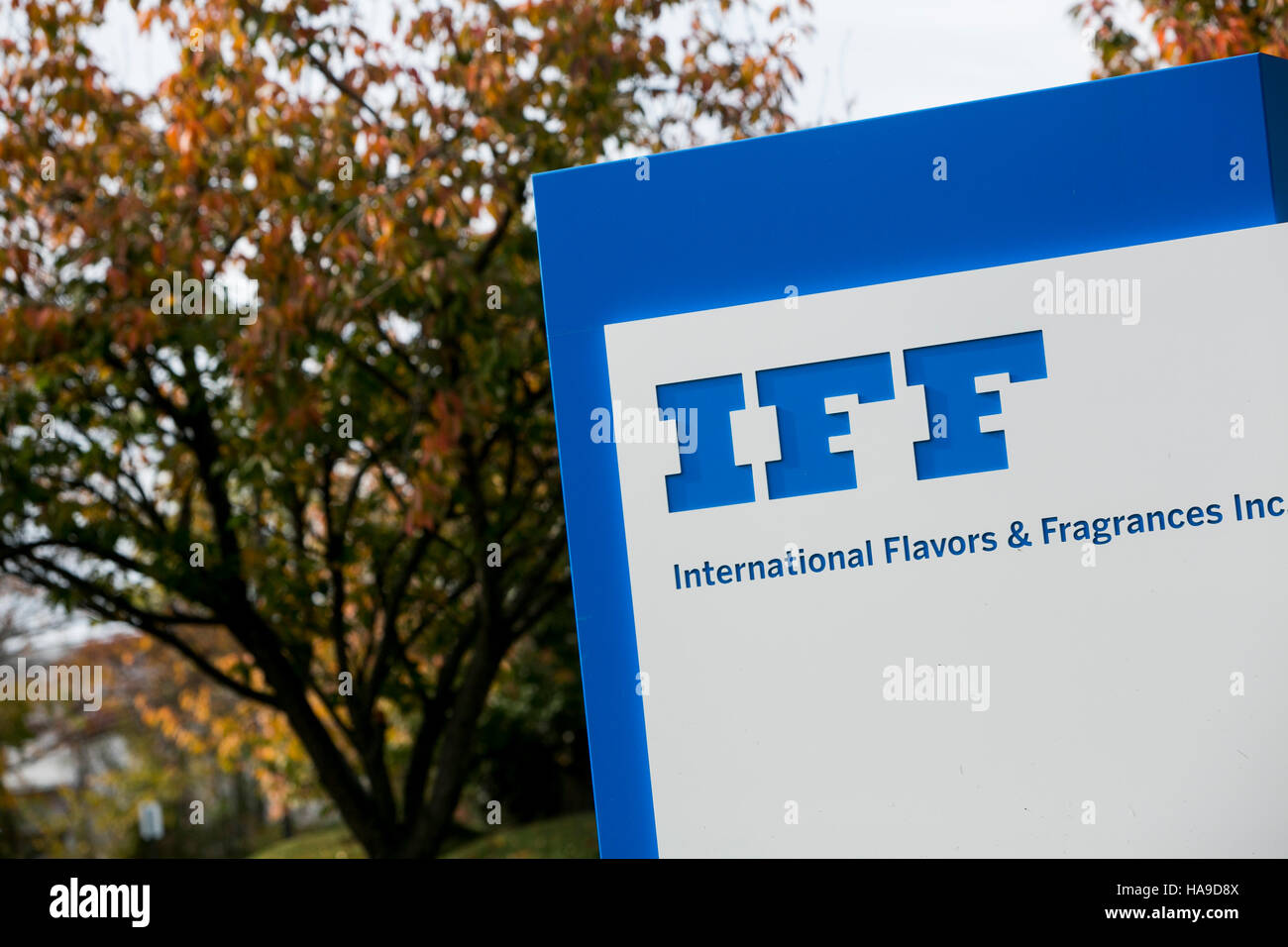 Iff business logo hi-res stock photography and images - Alamy