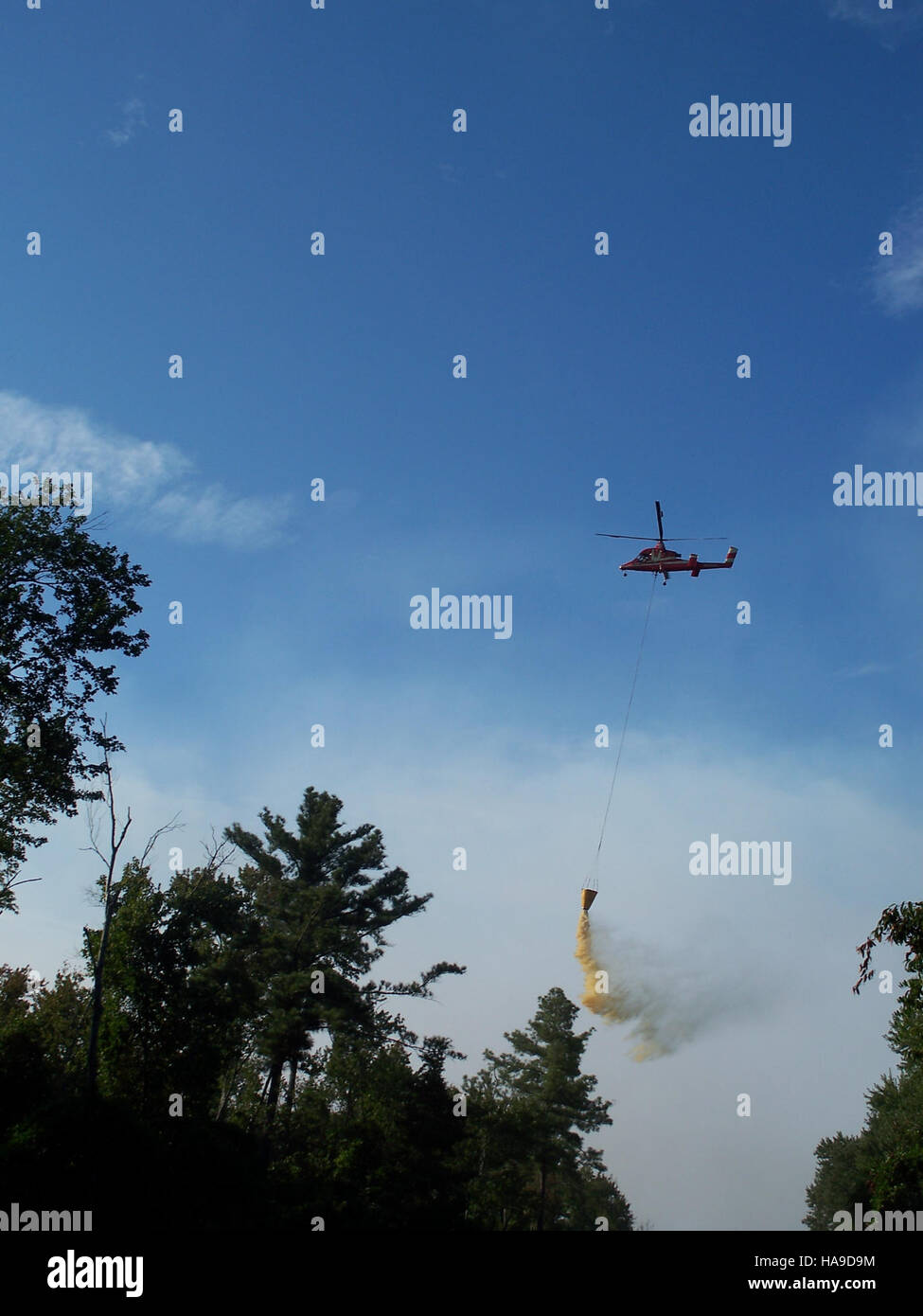 usfwsnortheast 6060442793 Bucket drop Stock Photo - Alamy
