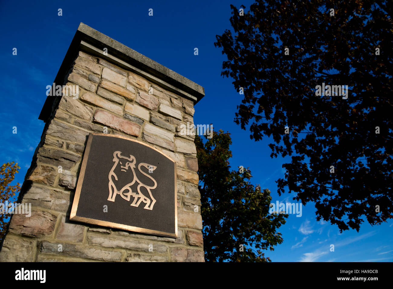 Bank of america merrill lynch logo hi-res stock photography and images ...