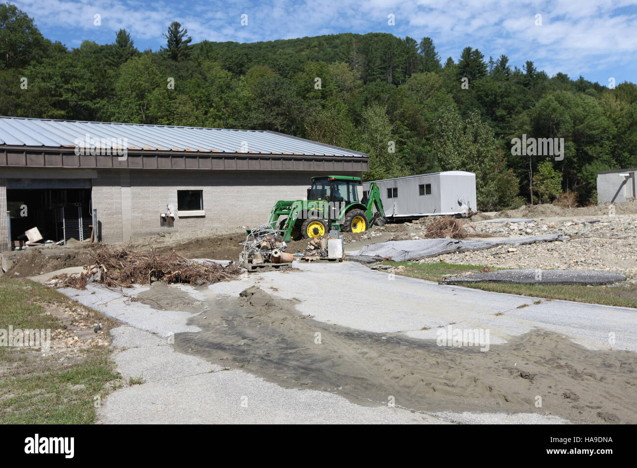 This image shows the relief efforts at White River National Fish ...
