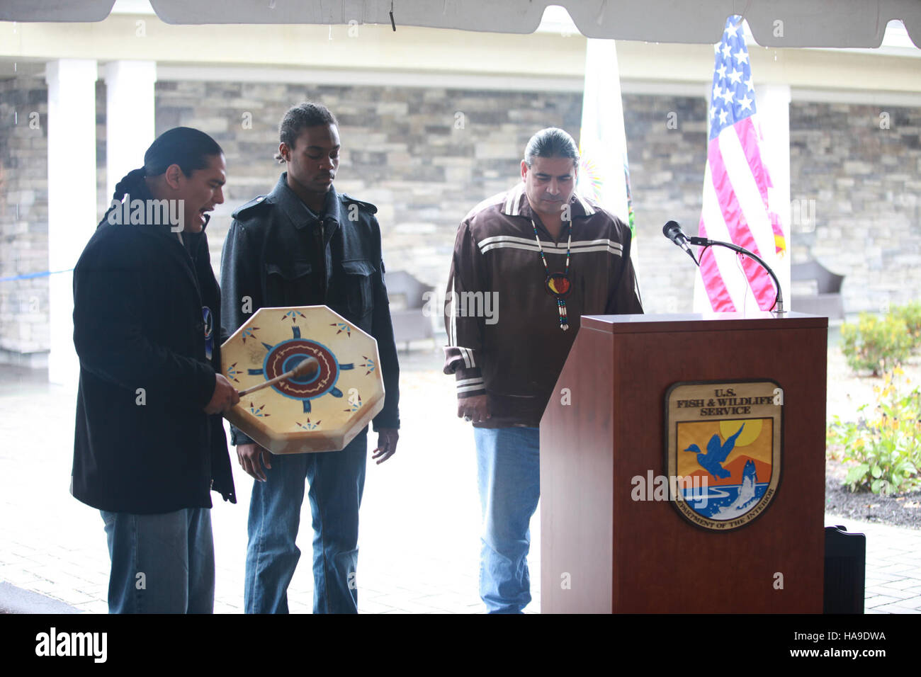 Unkechaug hi-res stock photography and images - Alamy