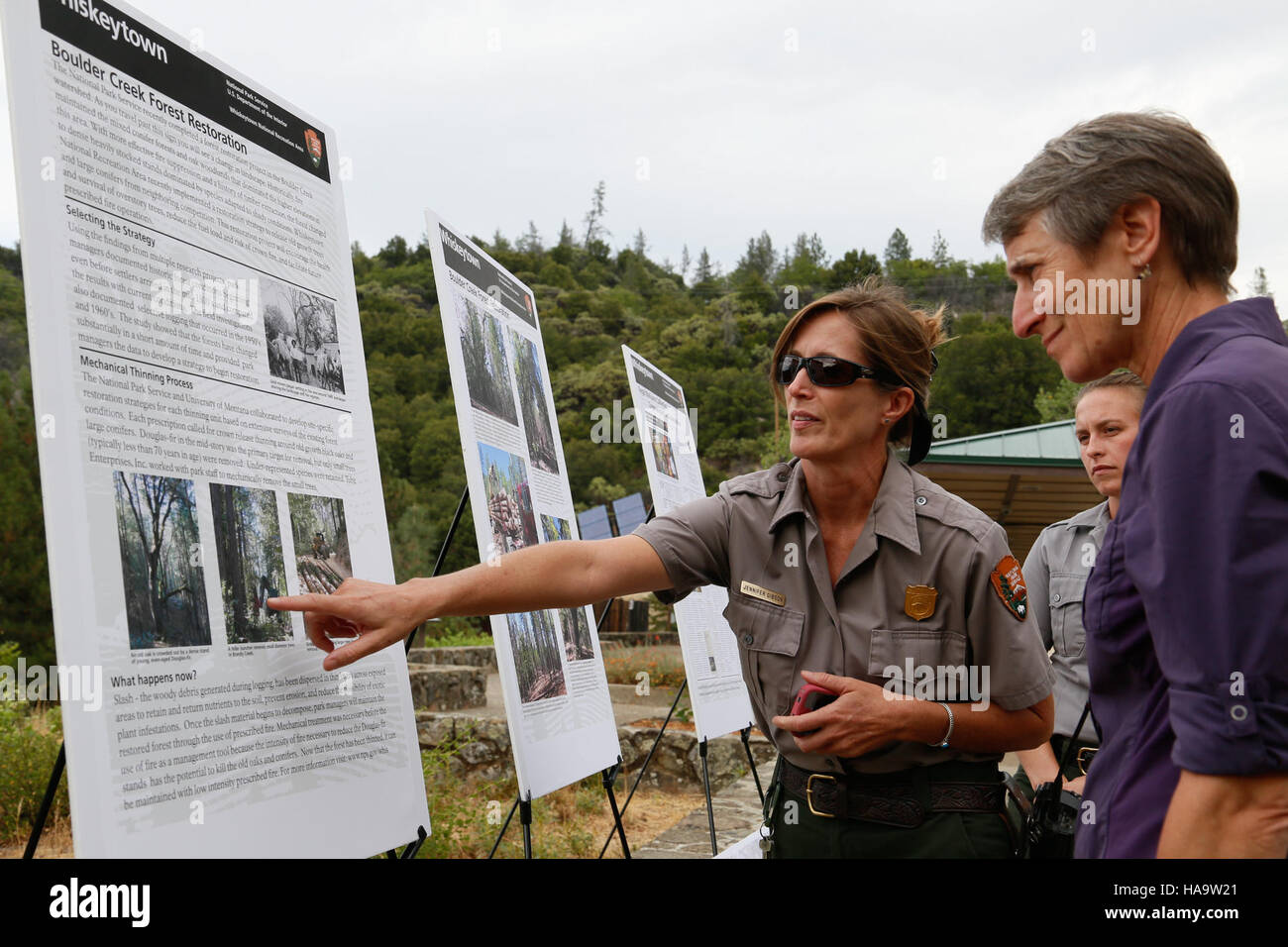Secretary Jewell visits the Fire Operations in Northern California ...