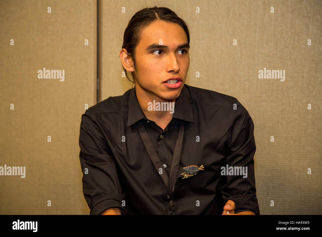 Native american youth summit hi-res stock photography and images - Alamy