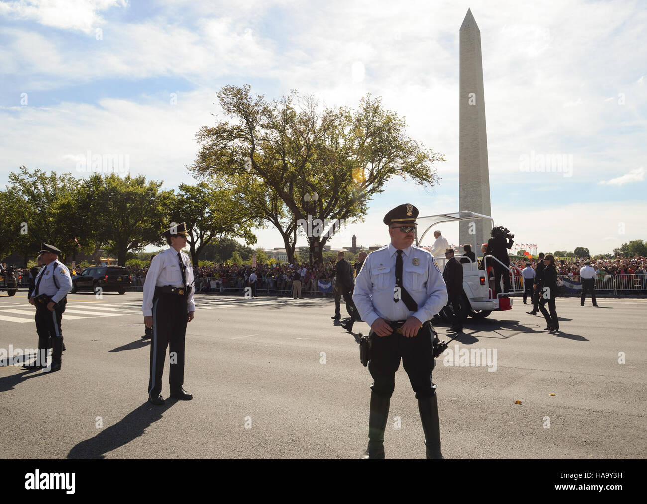 Constitution ave hi-res stock photography and images - Alamy