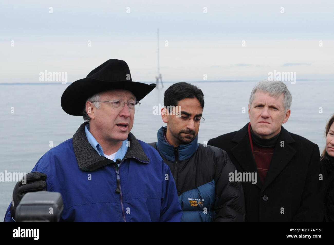 A tour of Nantucket Sound explores the proposed area for Cape Wind ...