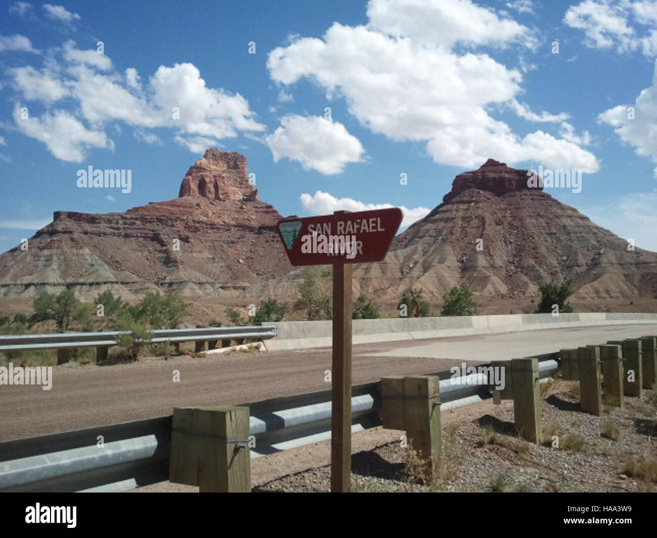 usinterior 9501725163 Follow the Signs Stock Photo - Alamy