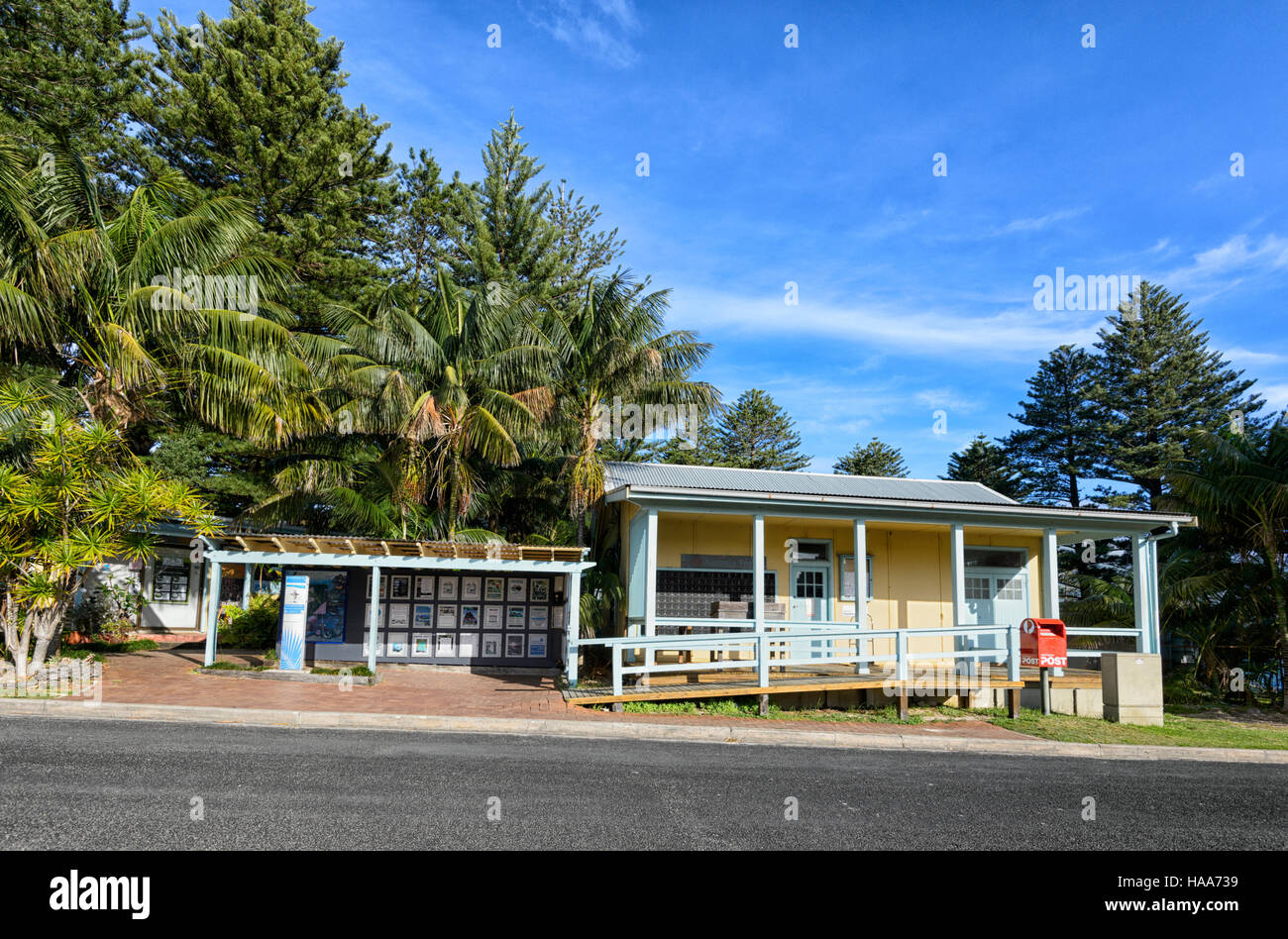 Old australian post office building hi-res stock photography and images ...