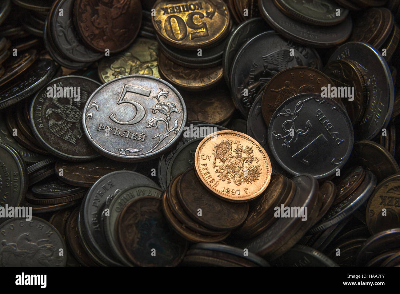 Old gold coin hi-res stock photography and images - Alamy