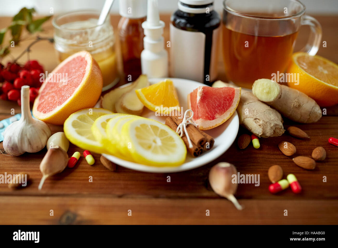traditional medicine and drugs Stock Photo - Alamy