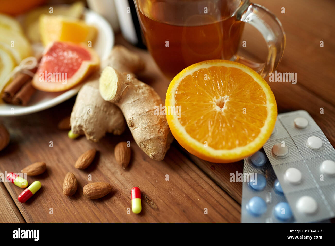 traditional medicine and drugs Stock Photo - Alamy