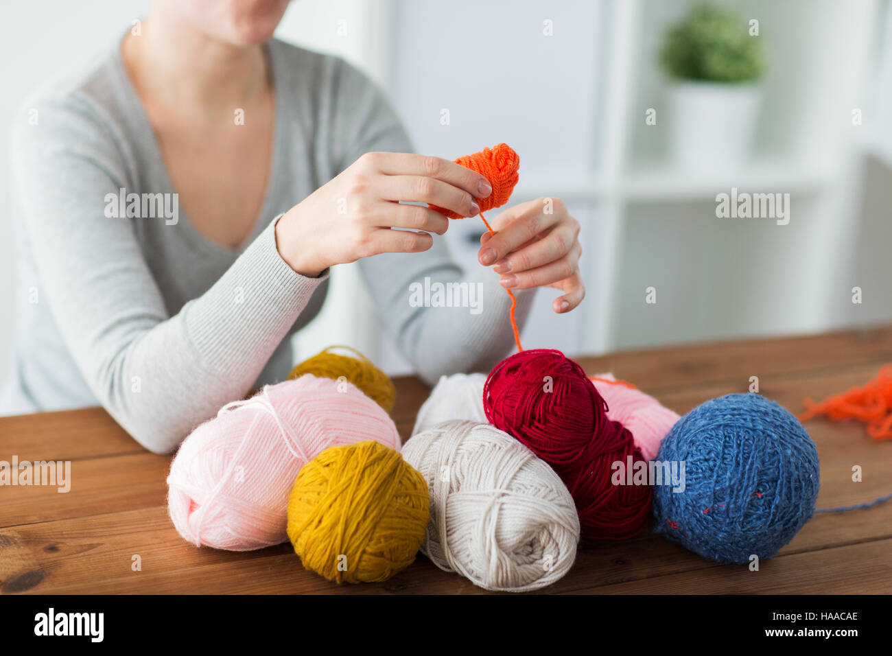 Ball of string woman hi-res stock photography and images - Alamy
