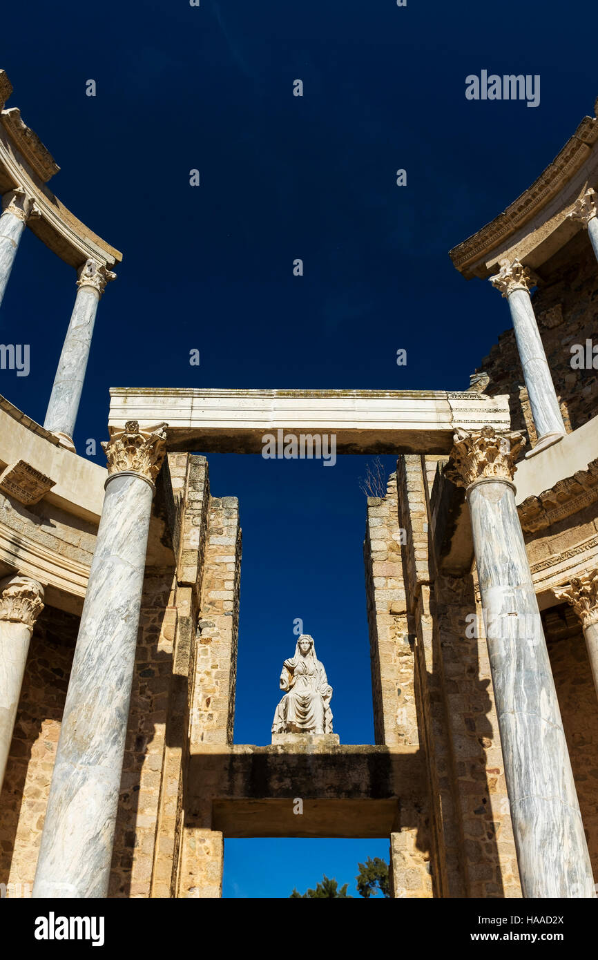 the roman amphitheatre in merida spain Stock Photo - Alamy