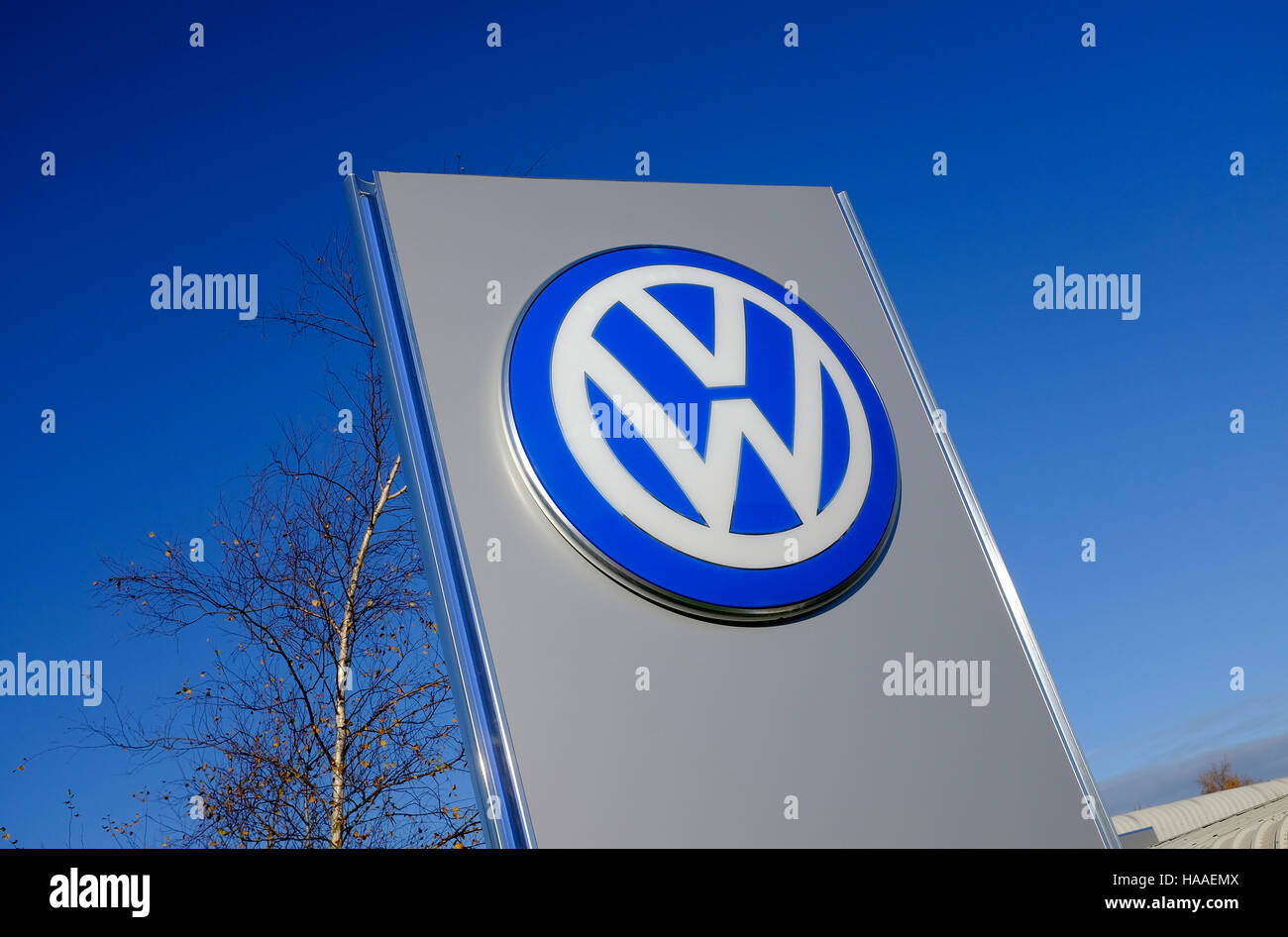 volkswagen vw dealership sign Stock Photo - Alamy