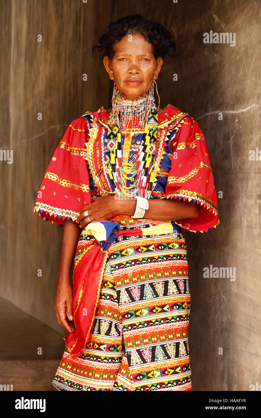 Indigenous Attire High Resolution Stock Photography and Images - Alamy