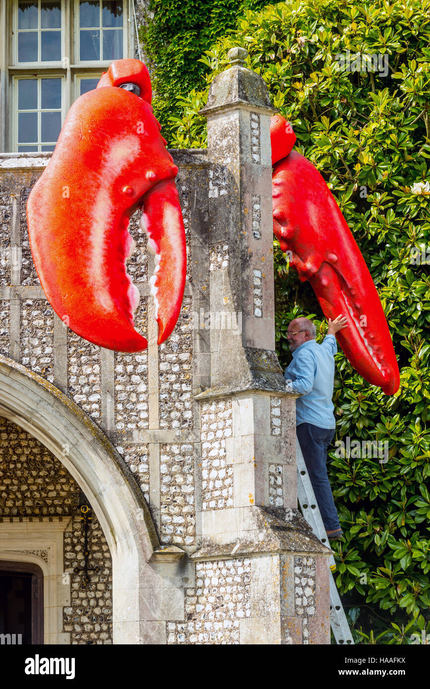 John Blakeley, film industry special-effects sculptor, arranges his ...