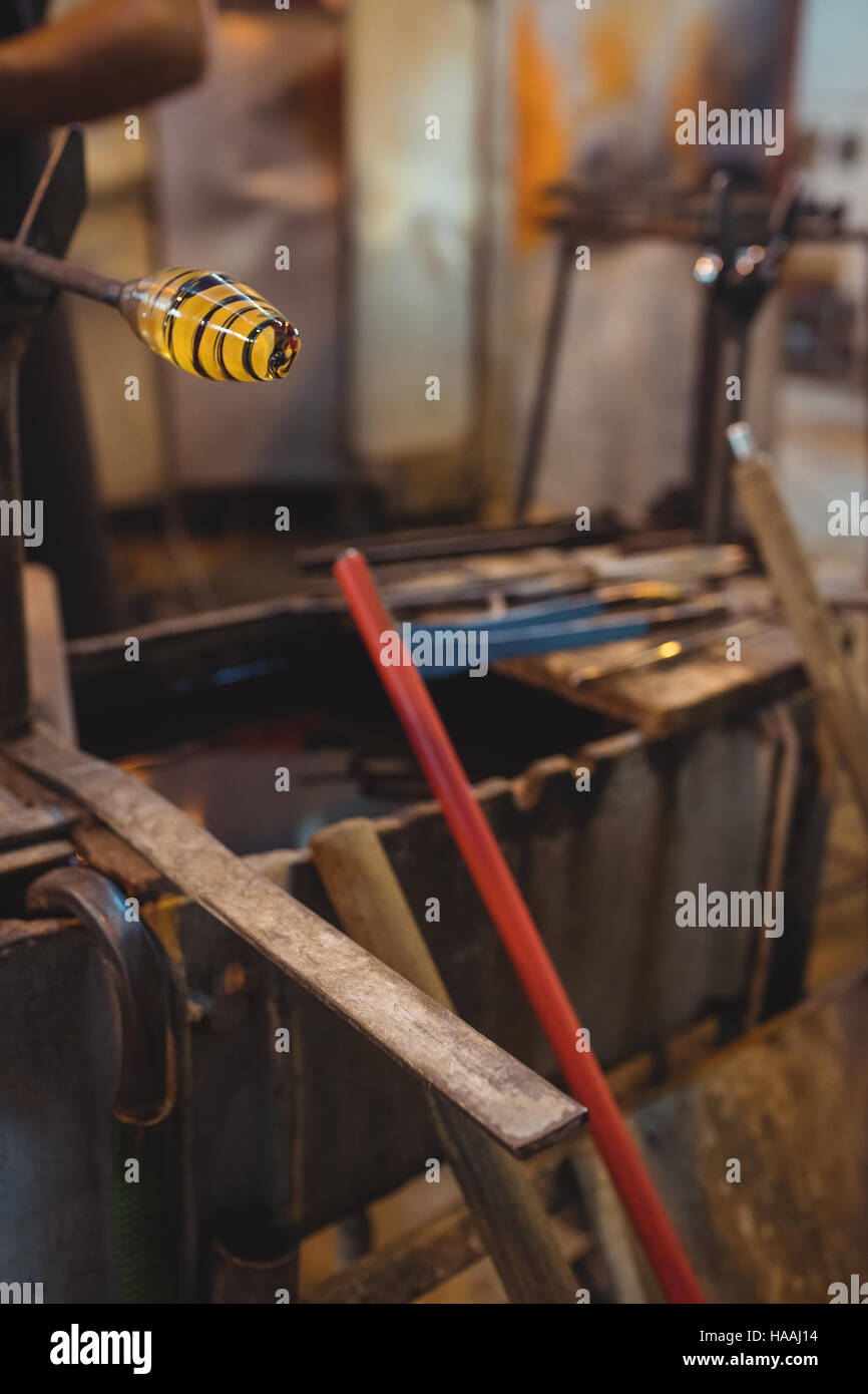 Shaping technique hi-res stock photography and images - Alamy