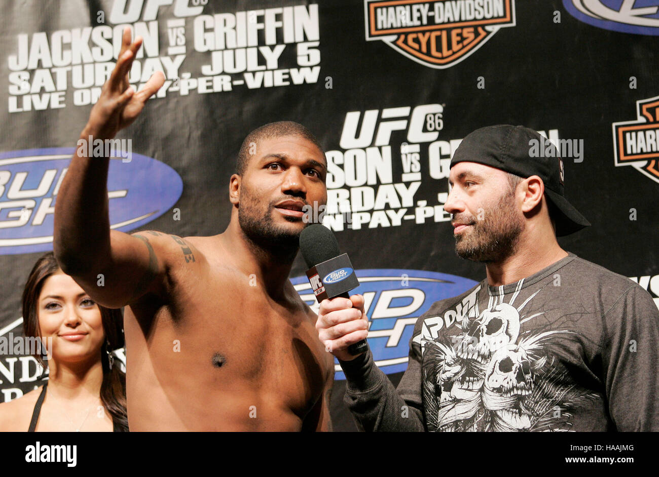 Quinton "Rampage" Jackson, left, gets interviewed by Joe Rogan during ...