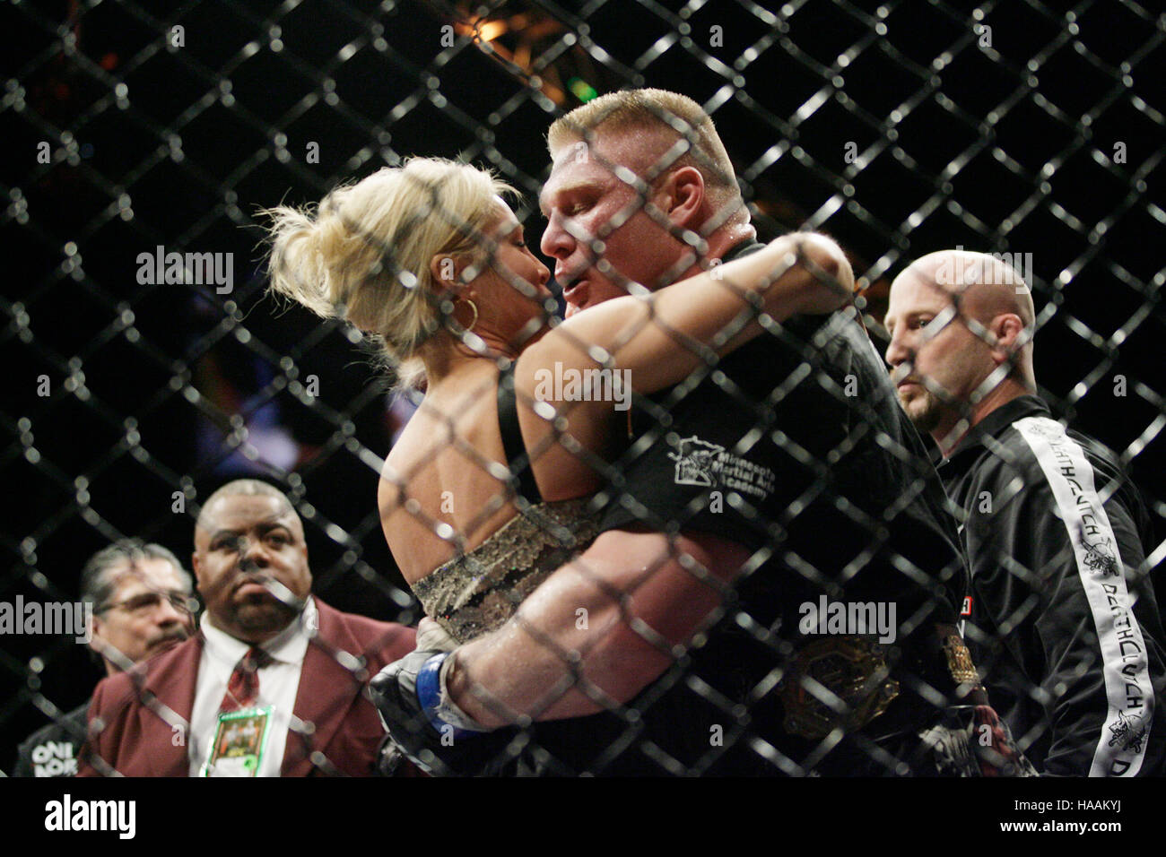 Brock Lesnar celebrates his victory over Randy Couture with his wife ...