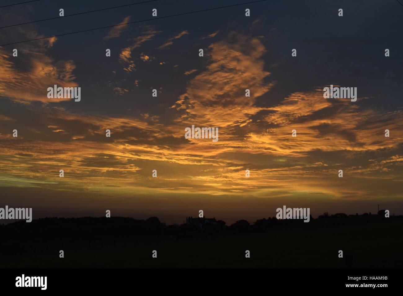 Peach sky hi-res stock photography and images - Alamy