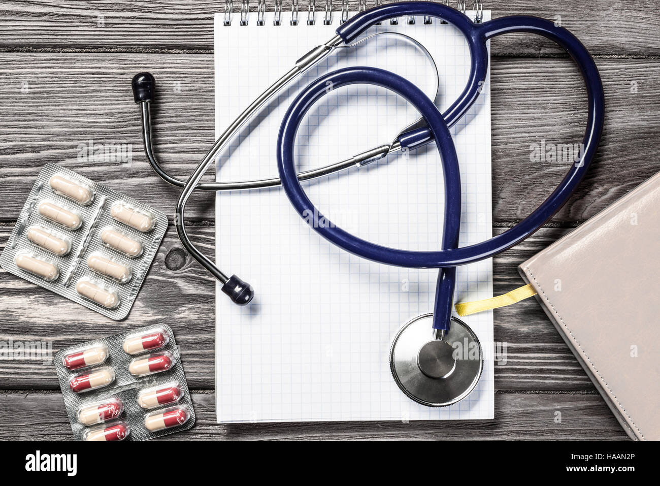 Workplace of a doctor Stock Photo - Alamy