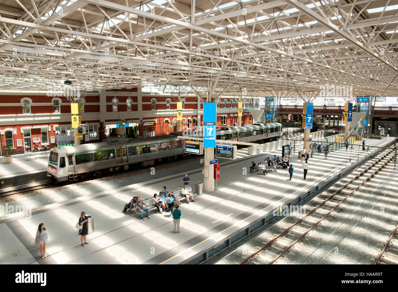 Perth train station hi-res stock photography and images - Alamy