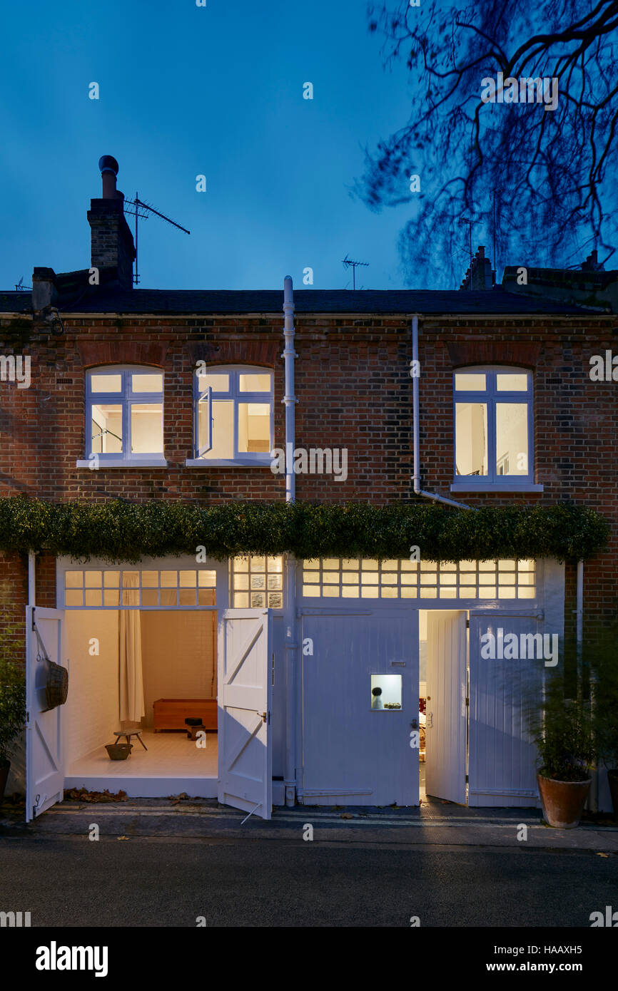 Dusk view. EGG Studios, LONDON, United Kingdom. Architect: Jonathan ...