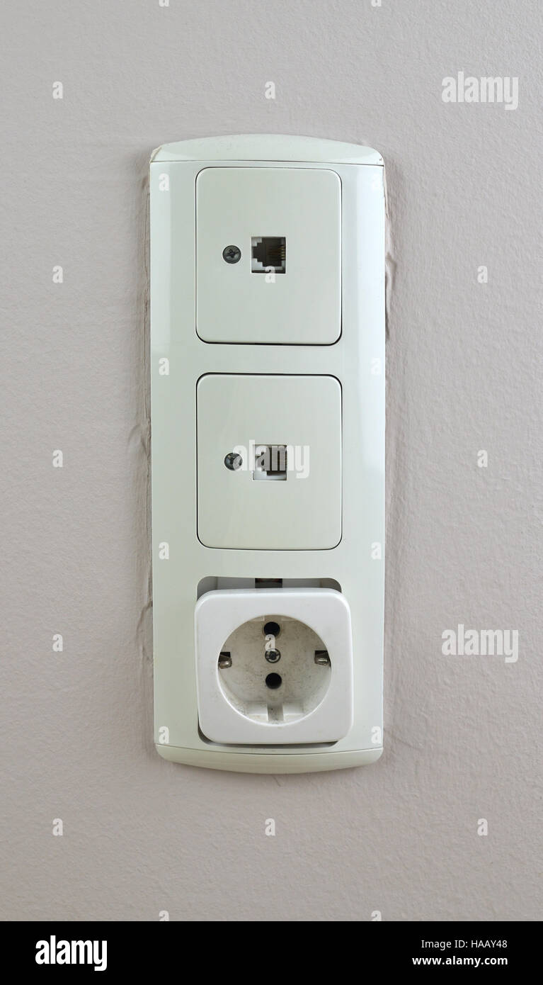 Rj45 wall sockets hi-res stock photography and images - Alamy