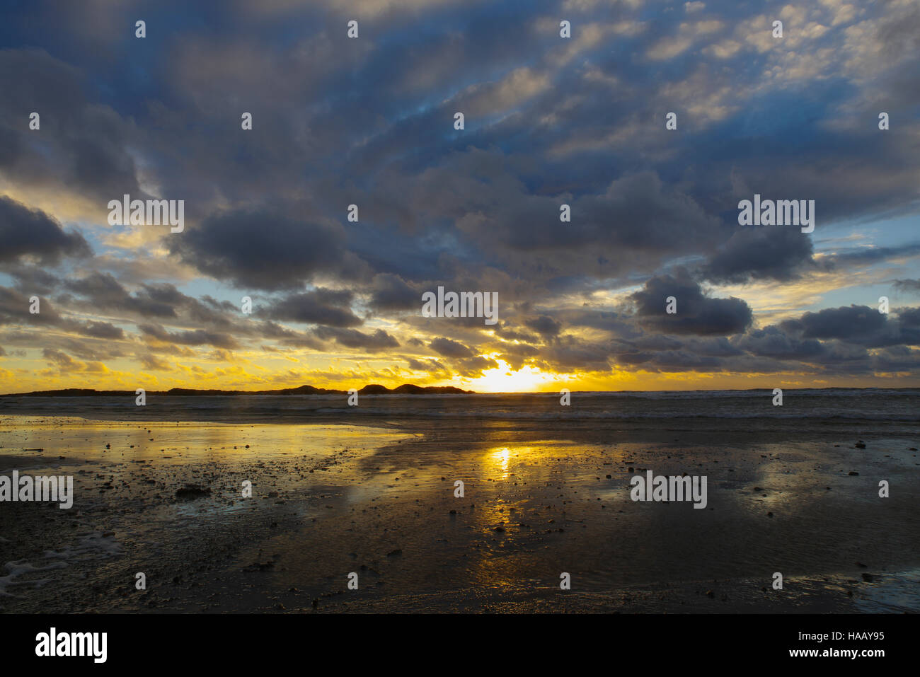 Rhosneigr beach at Sunset Stock Photo - Alamy