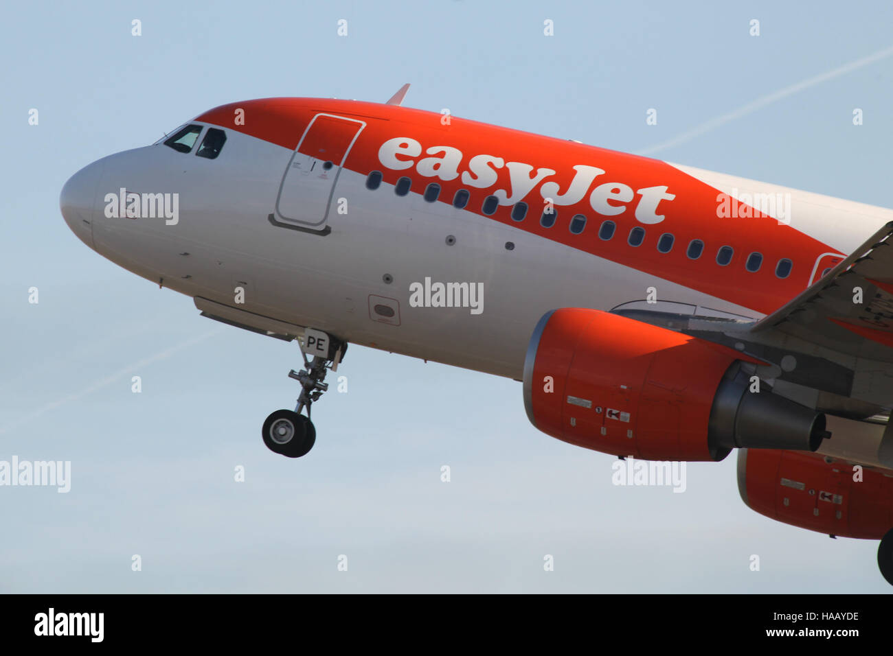 Easyjet, Airbus A320, G-EZPE departs London Stansted Airport, Essex ...