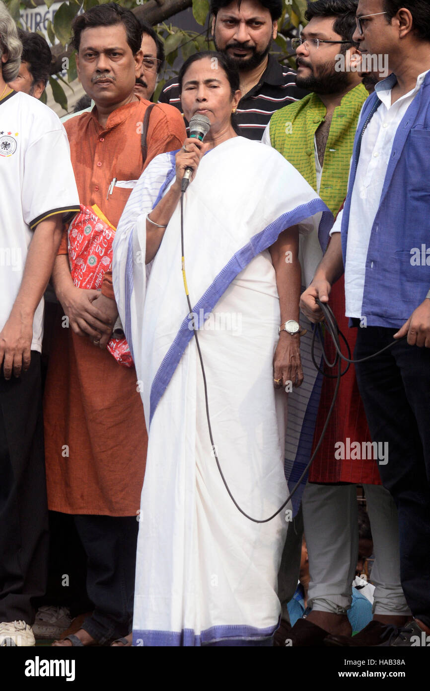 Kolkata, India. 28th Nov, 2016. Chief Minister Mamata Banerjee gives ...