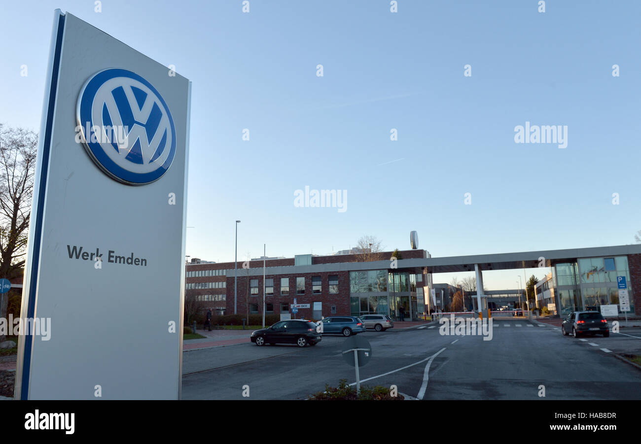 Emden, Germany. 28th Nov, 2016. A sign at the Volkswagen factory in ...