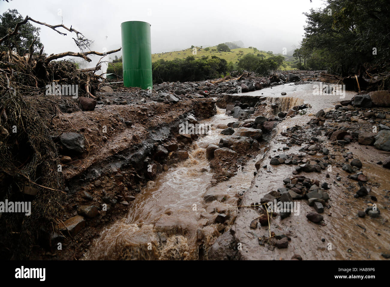 San Jose, Costa Rica. 27th Nov, 2016. A road is destroyed by floods ...