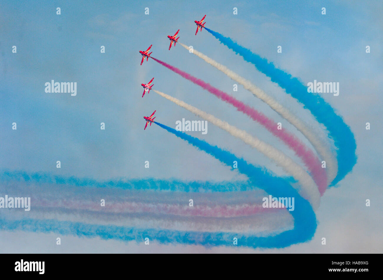 Kuwait City, Kuwait. 28th Nov, 2016. The British Royal Air Force's Red ...