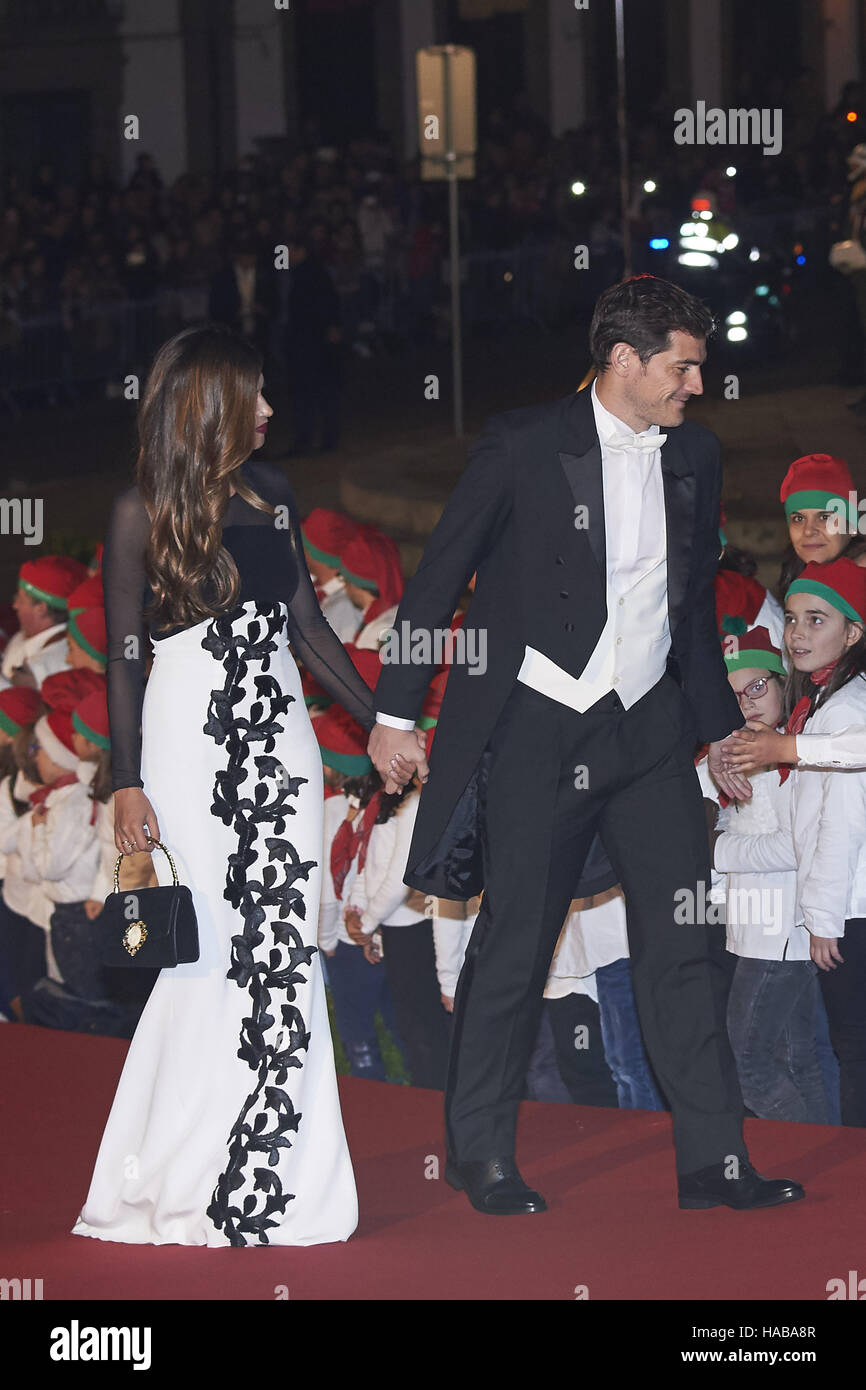 Guimaraes, Spain. 28th Nov, 2016. Iker Casillas, Sara Carbonero ...