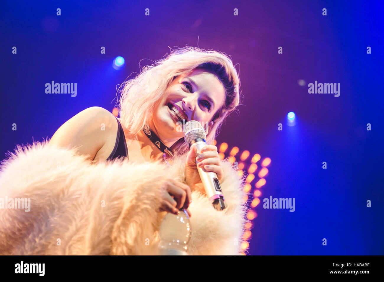 Anne marie singer 2016 hi-res stock photography and images - Alamy