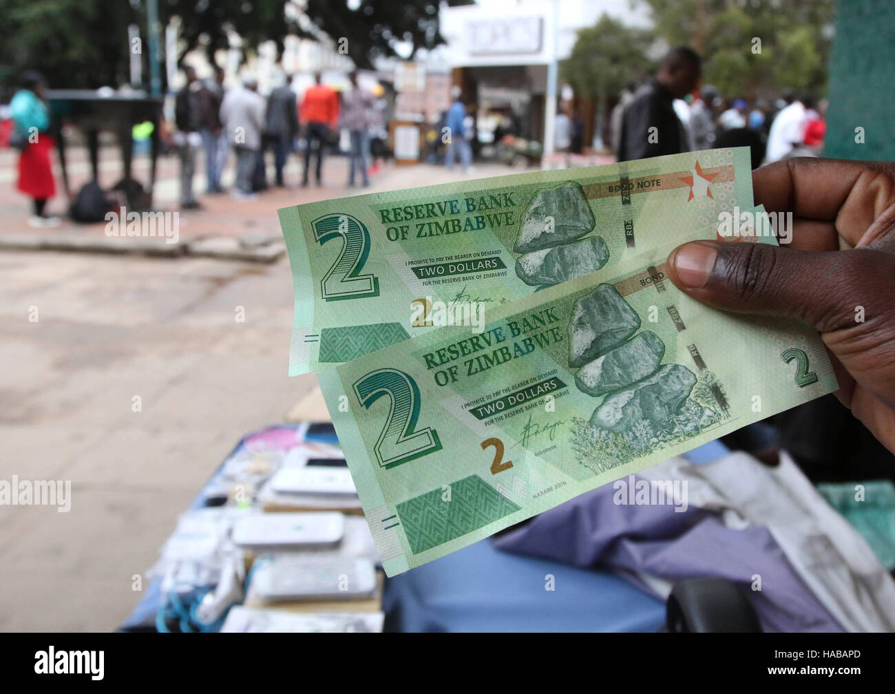 Harare. 29th Nov, 2016. Photo taken on Nov. 28, 2016 in Zimbabwe's ...