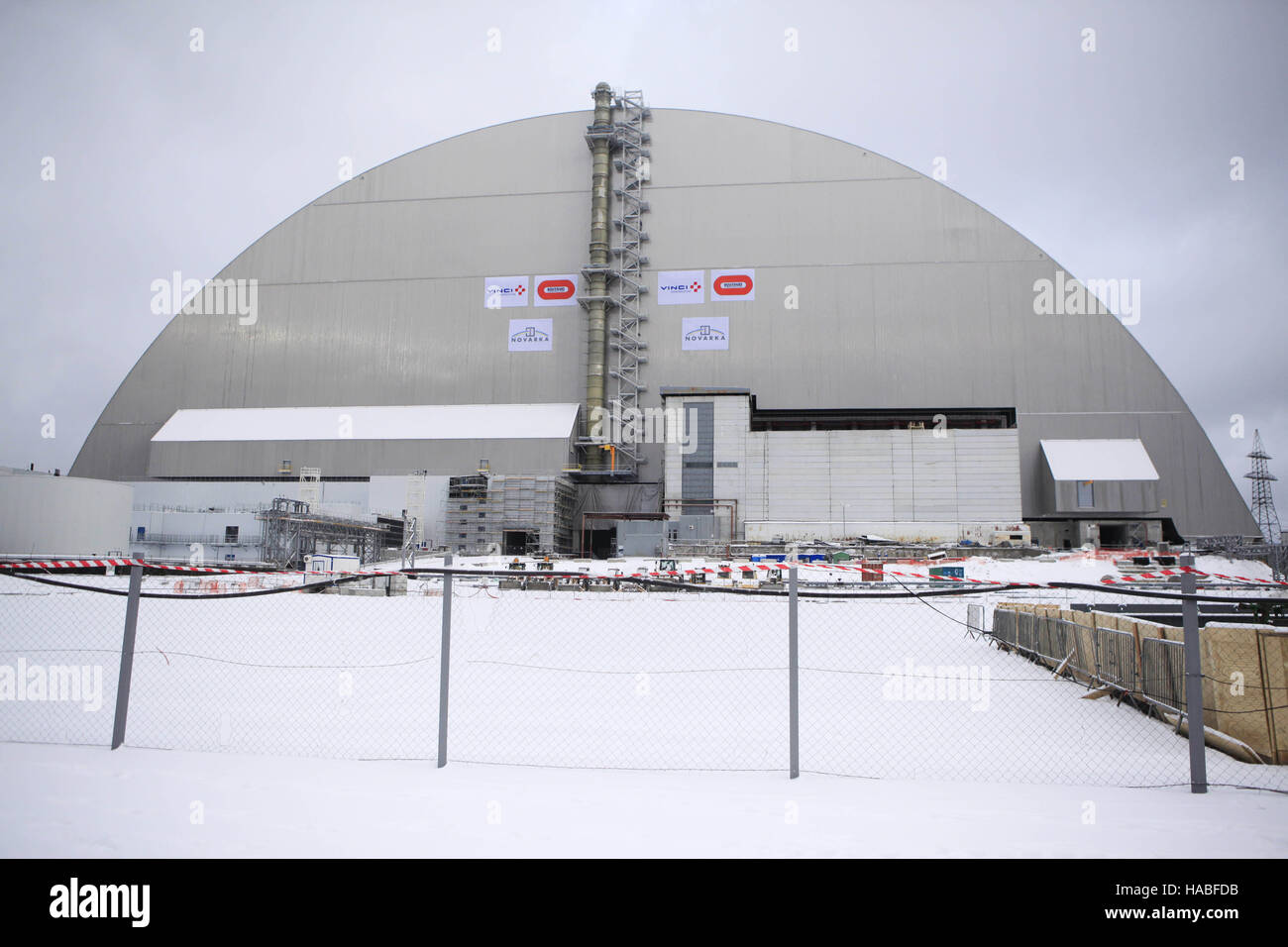 Chernobyl, Ukraine. 29th Nov, 2016. General view of the new protective ...