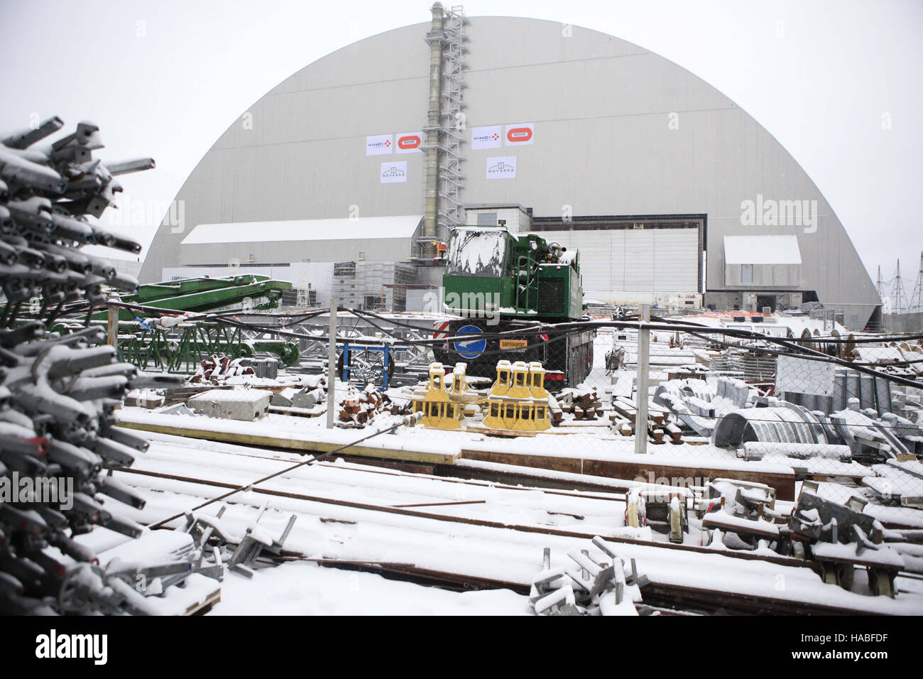 Chernobyl, Ukraine. 29th Nov, 2016. General view of the new protective ...