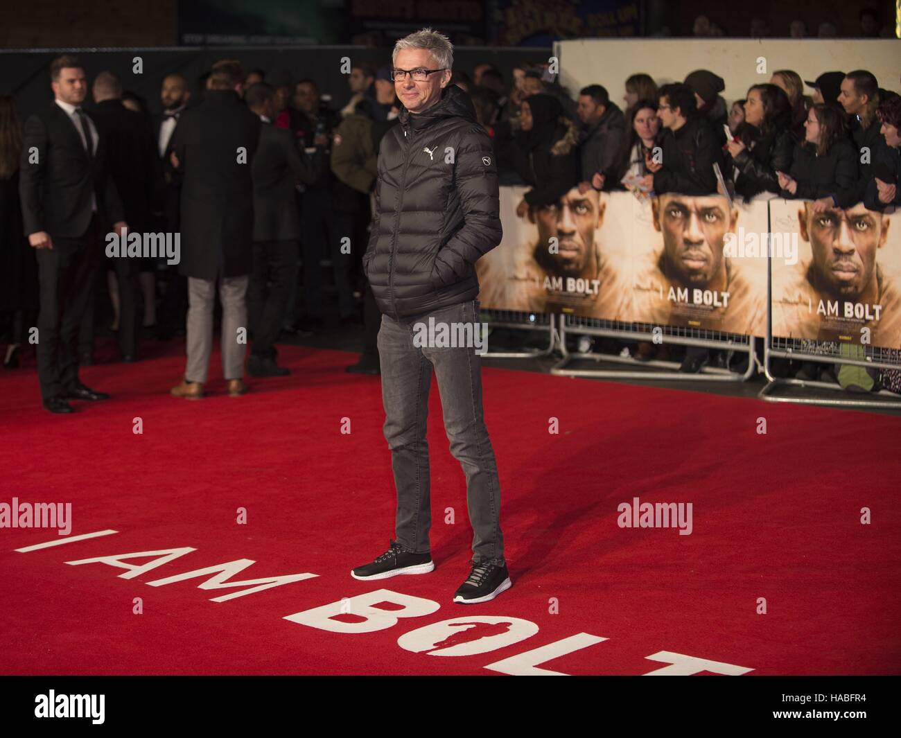 London, UK. 28th Nov, 2016. Jonathan Edwards at the World Premiere of ...