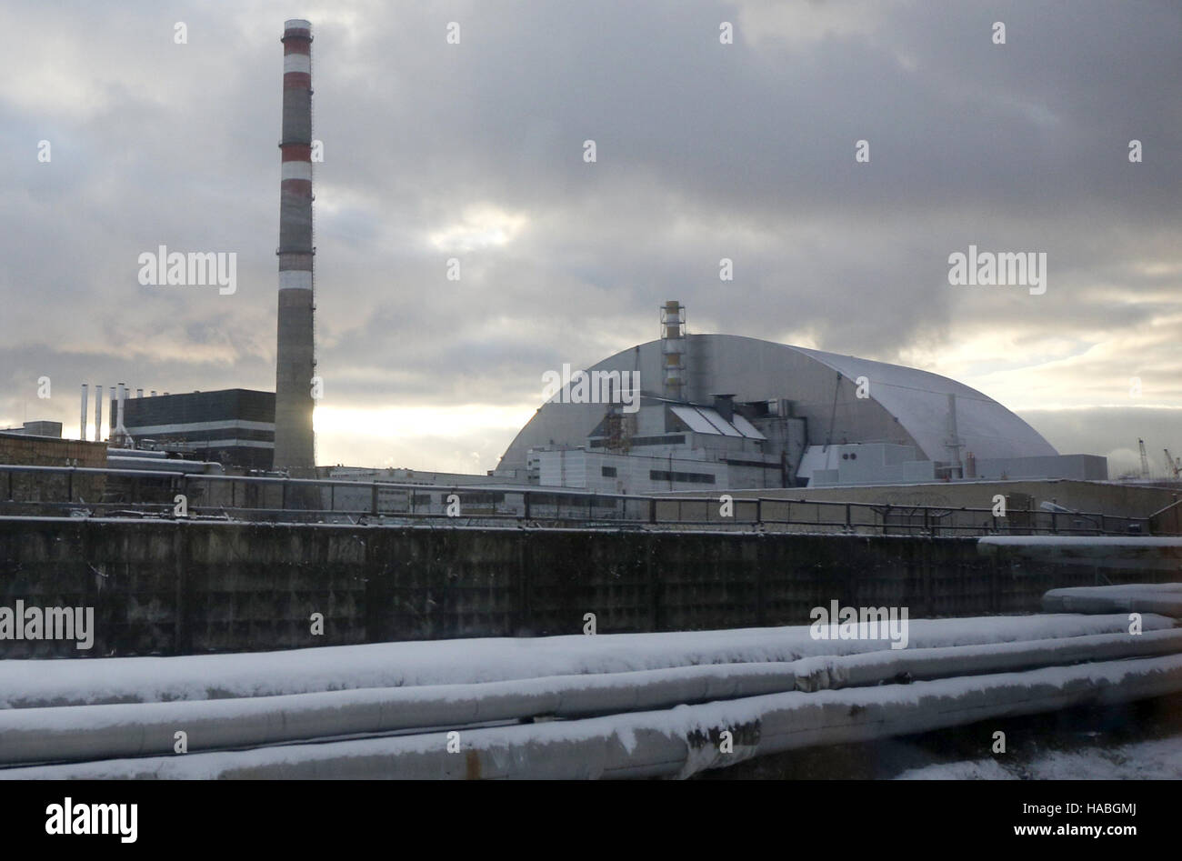 Chernobyl fourth reactor hi-res stock photography and images - Alamy