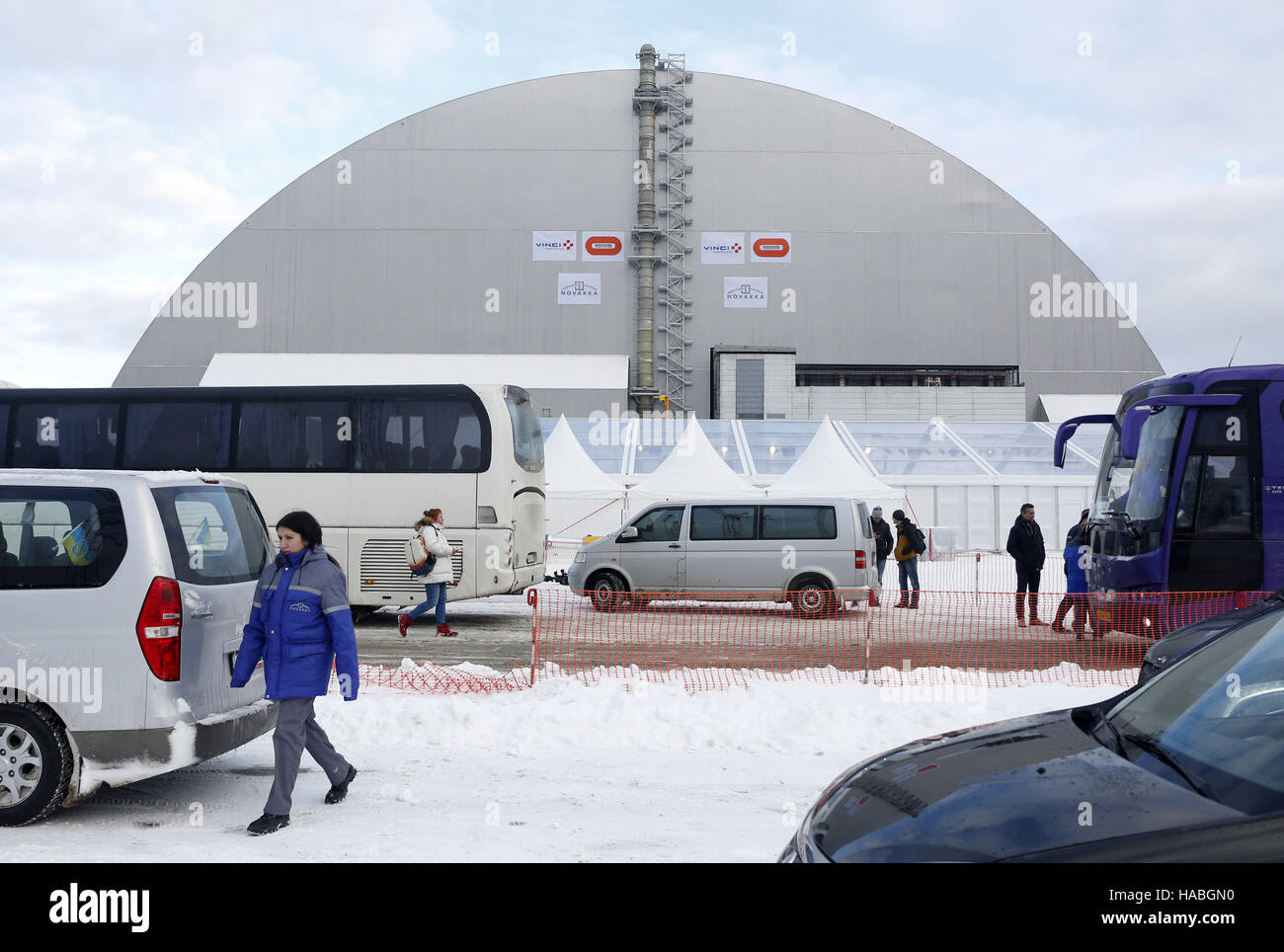 Chernobyl, Ukraine. 29th Nov, 2016. A general view shows a New Safe ...