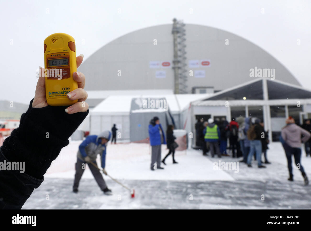 Chernobyl, Ukraine. 29th Nov, 2016. A general view shows a New Safe ...
