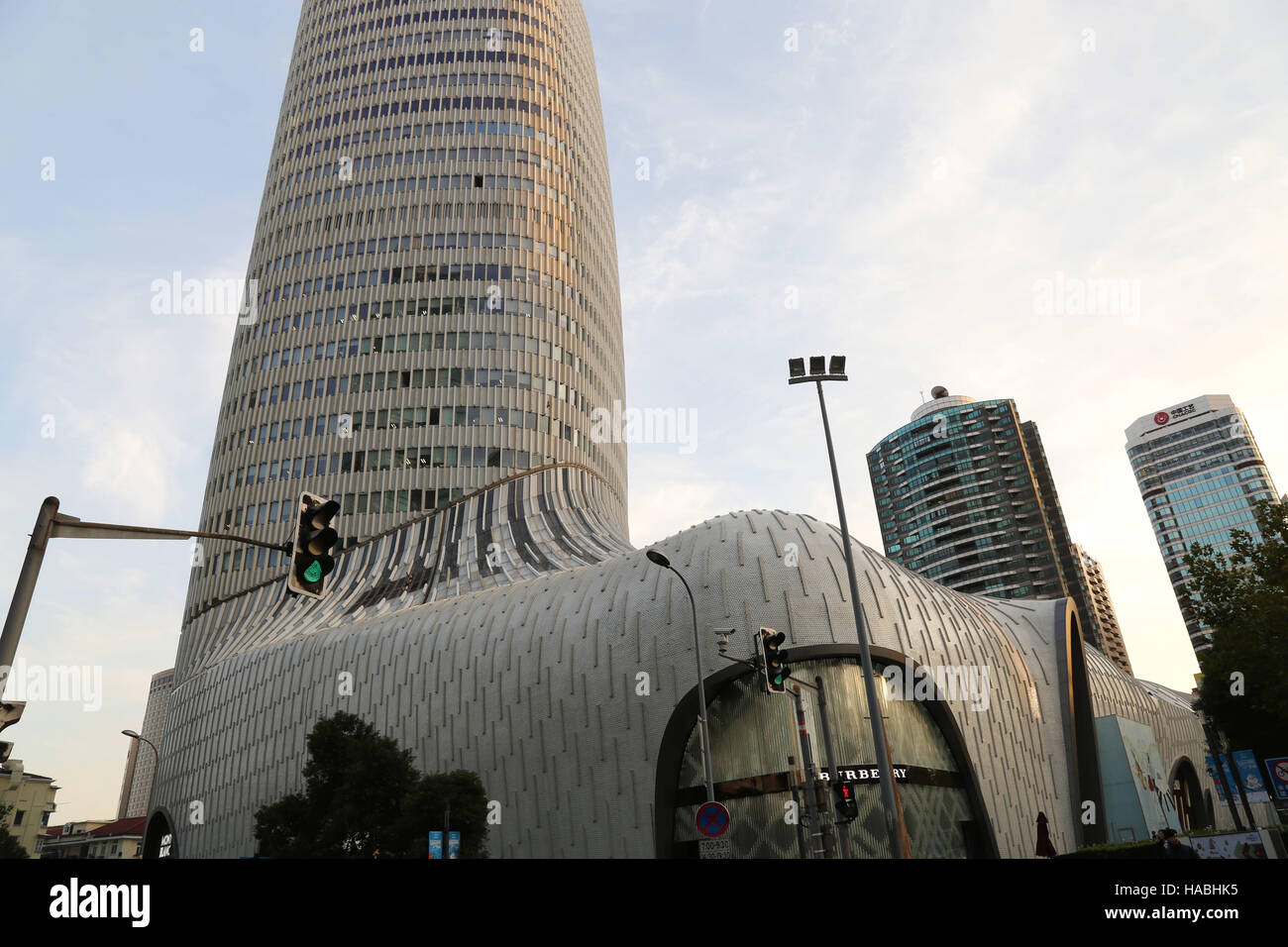 L Shaped Building In China L Type Gantry Crane Suppliers And