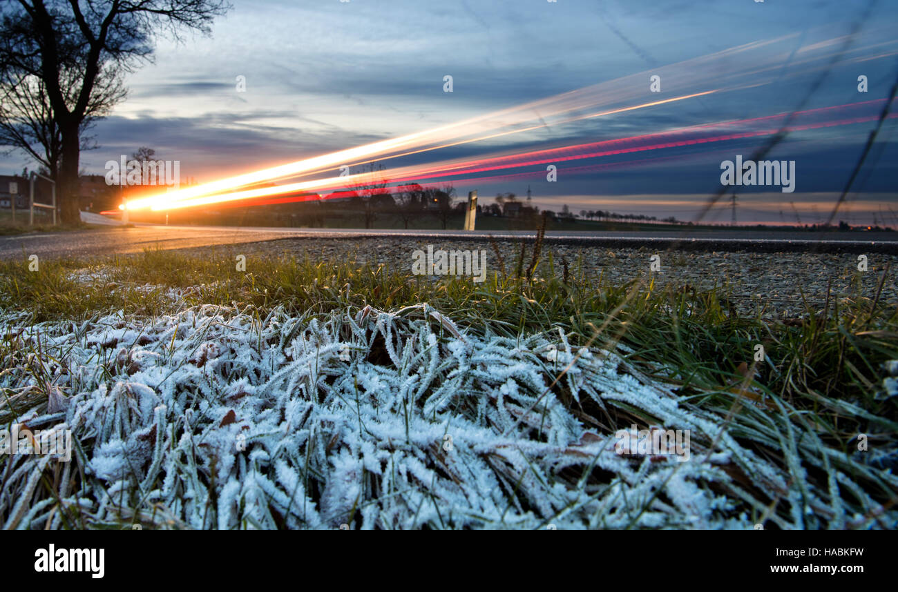 Light tracers hi-res stock photography and images - Alamy