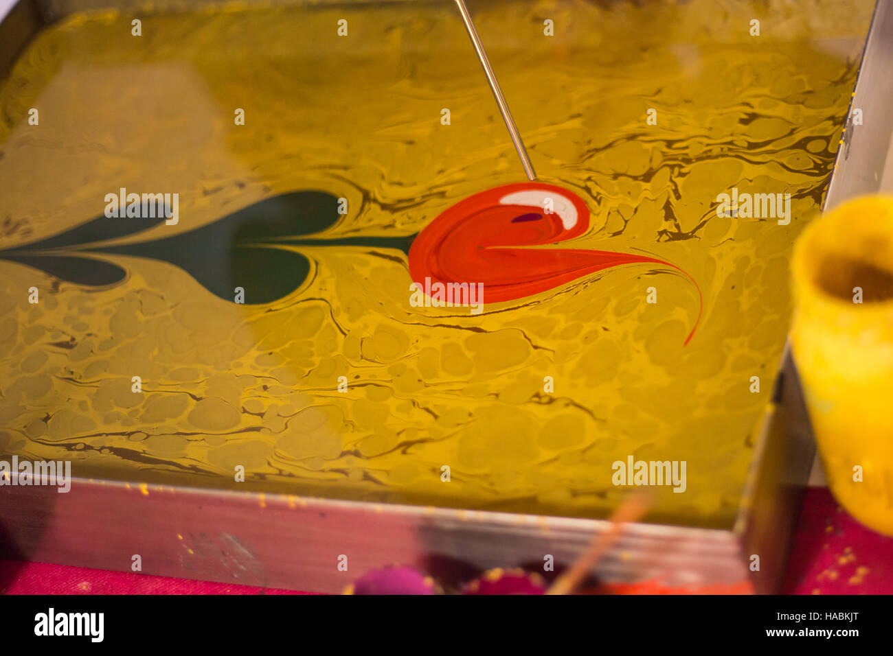 Marbling tray hi-res stock photography and images - Alamy